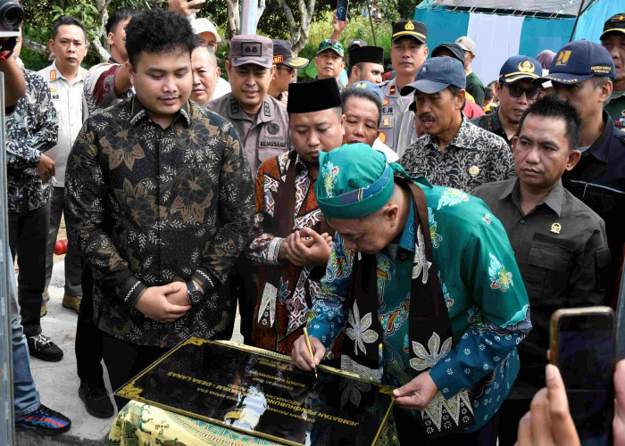 Peresmian Jembatan Penghubung Desa Gayam Dan Lanas - Website Resmi ...